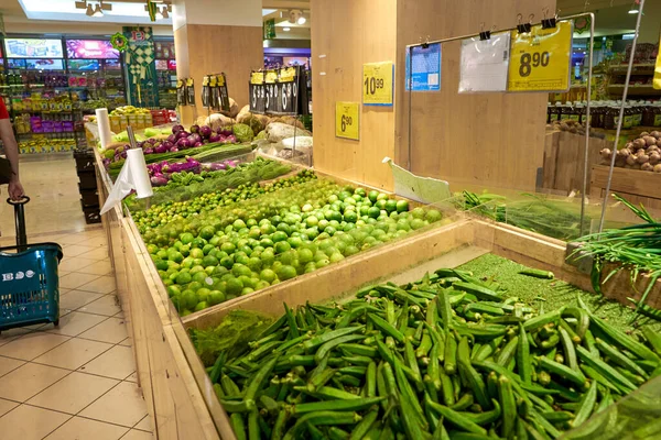 Fruit Baskets Display Vegetable Section Grocery Store Asia Samui Tailand — Stock Editorial Photo ...