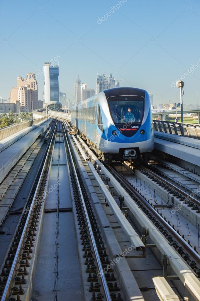 Metro subway tracks – Stock Editorial Photo © Observer #87970034
