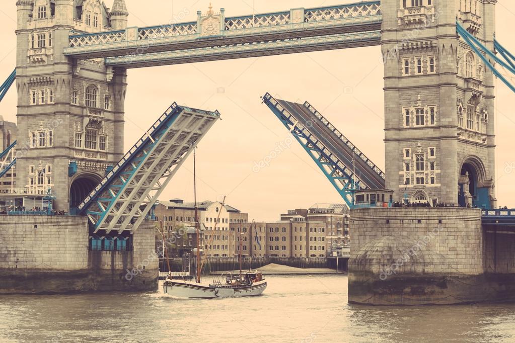 Tower Bridge in London with drawbridge open — Stock Photo © william87 ...