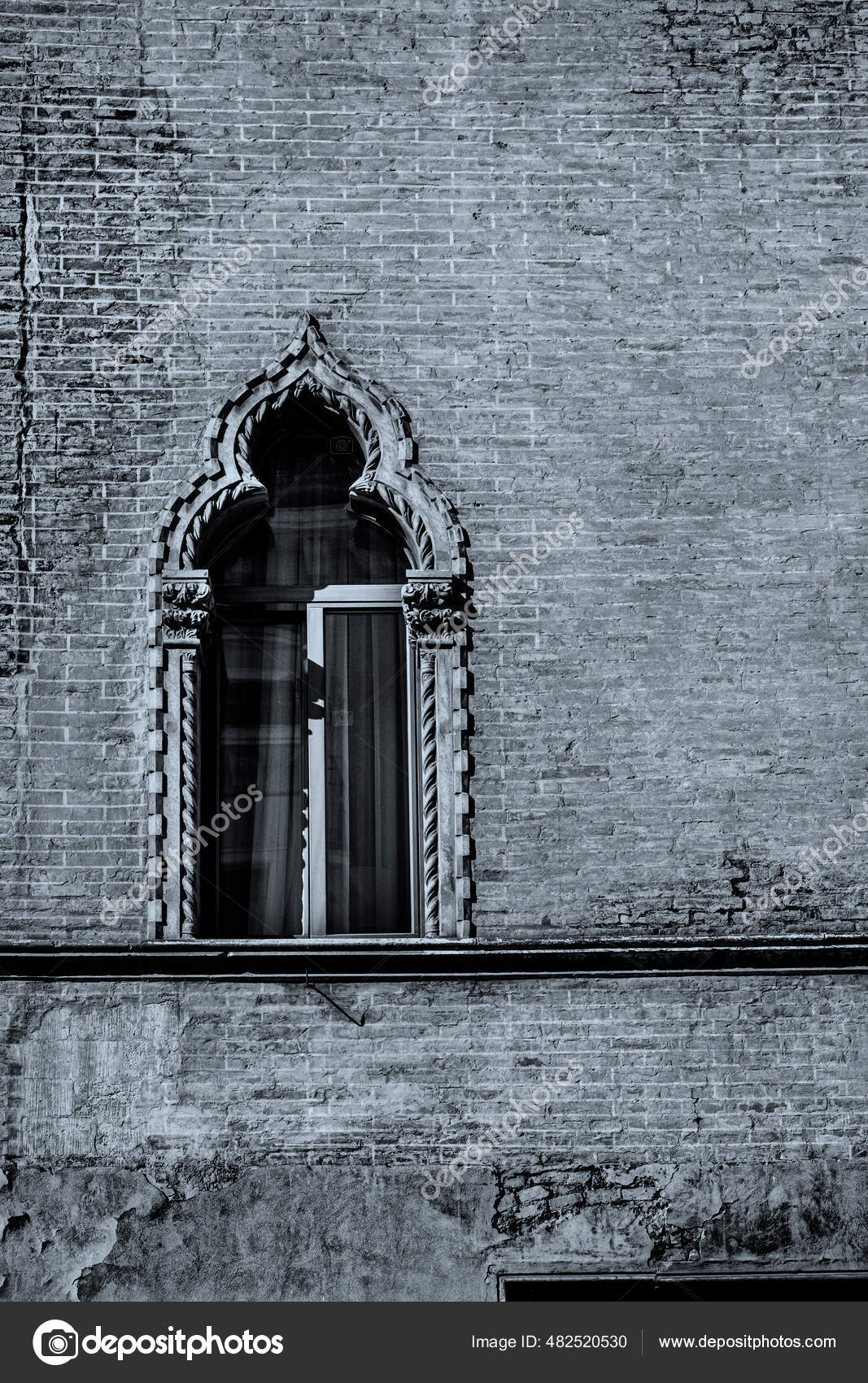 Italian Windows New Old Horizons Beauty Functionality Performance Black ...