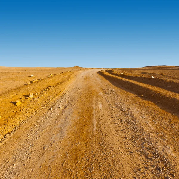 Desert road Stock Photos, Royalty Free Desert road Images | Depositphotos