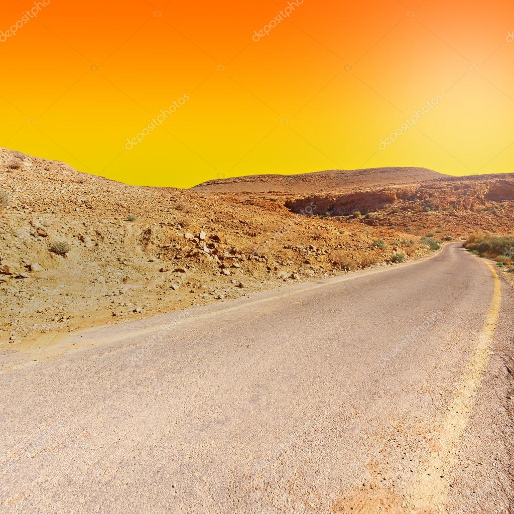 Meandering Road — Stock Photo © ggkuna #82443874