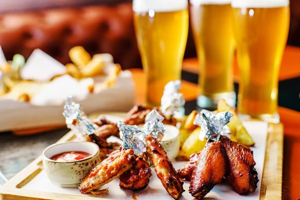 Wings and beer Stock Photos, Royalty Free Wings and beer Images ...