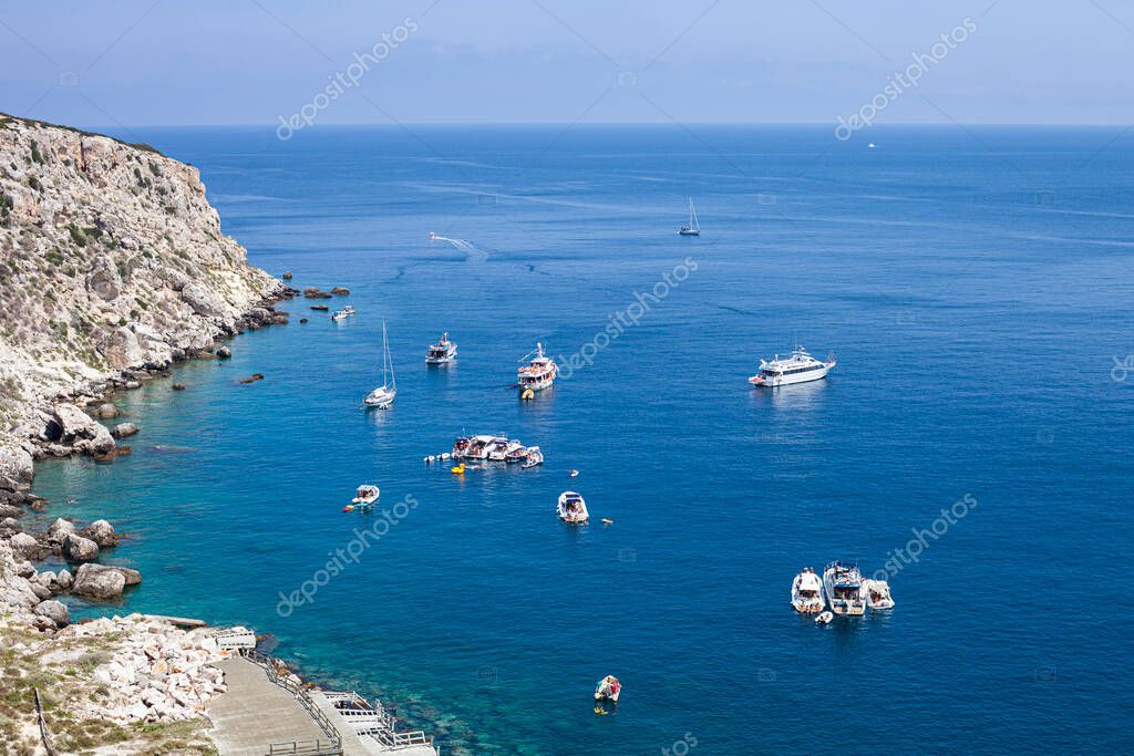 Vista de las islas Tremiti. Isla de San Domino, Italia: vista ...