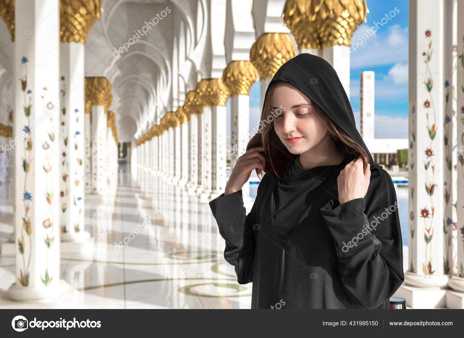Beautiful Woman Wearing Arab Clothes Sheikh Zayed Grand Mosque Abu ...
