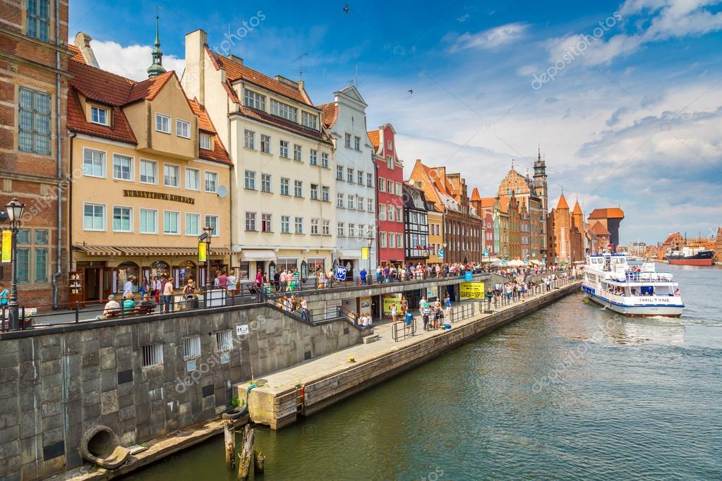 Vistula River – Stock Editorial Photo © bloodua #58079841