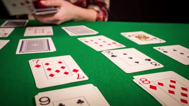 129 Cartes solitaires Videos, Royalty-free Stock Cartes solitaires ...