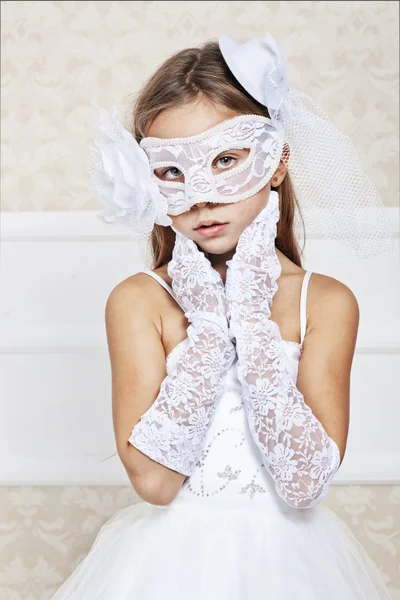 Mädchen kind Stockfotos, lizenzfreie Mädchen kind Bilder | Depositphotos