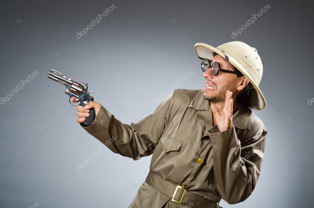 Cazador de safari divertido contra el fondo — Foto de stock © Elnur ...