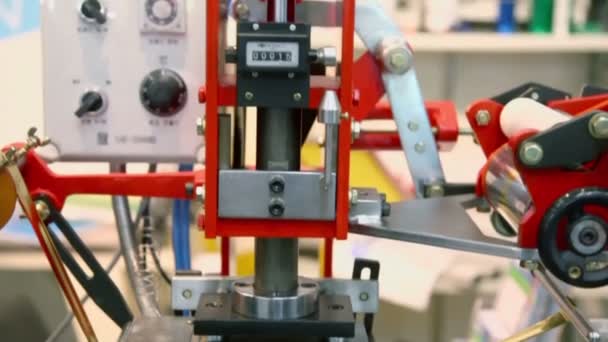 14,361 Press machine Stock Videos, 4K & HD Footage | Depositphotos