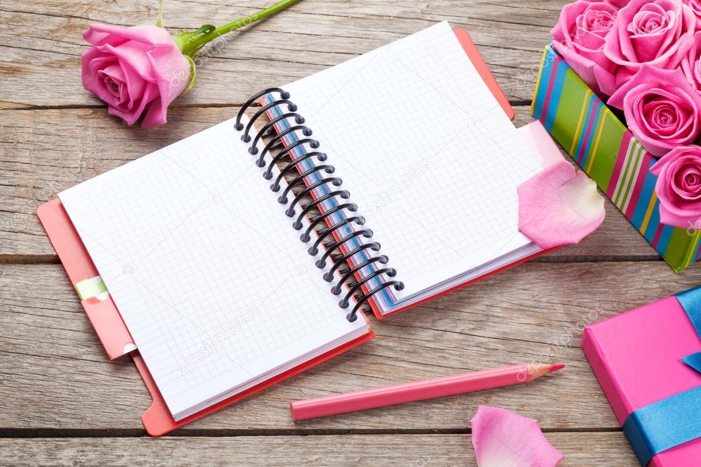 Blank notepad and pink roses — Stock Photo © karandaev #78686508