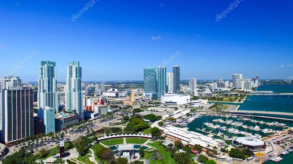 Miami panorama. Buildings and skyline from the air – Stock Editorial ...