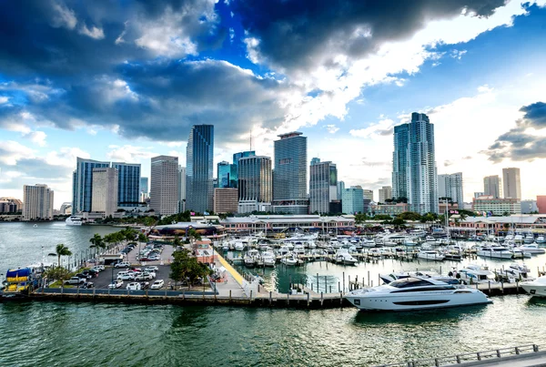 Downtown Miami buildings after sunset. Beautiful city skyline — Stock ...