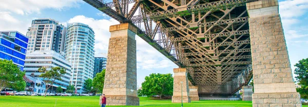 Harbour bridge park Stock Photos, Royalty Free Harbour bridge park ...