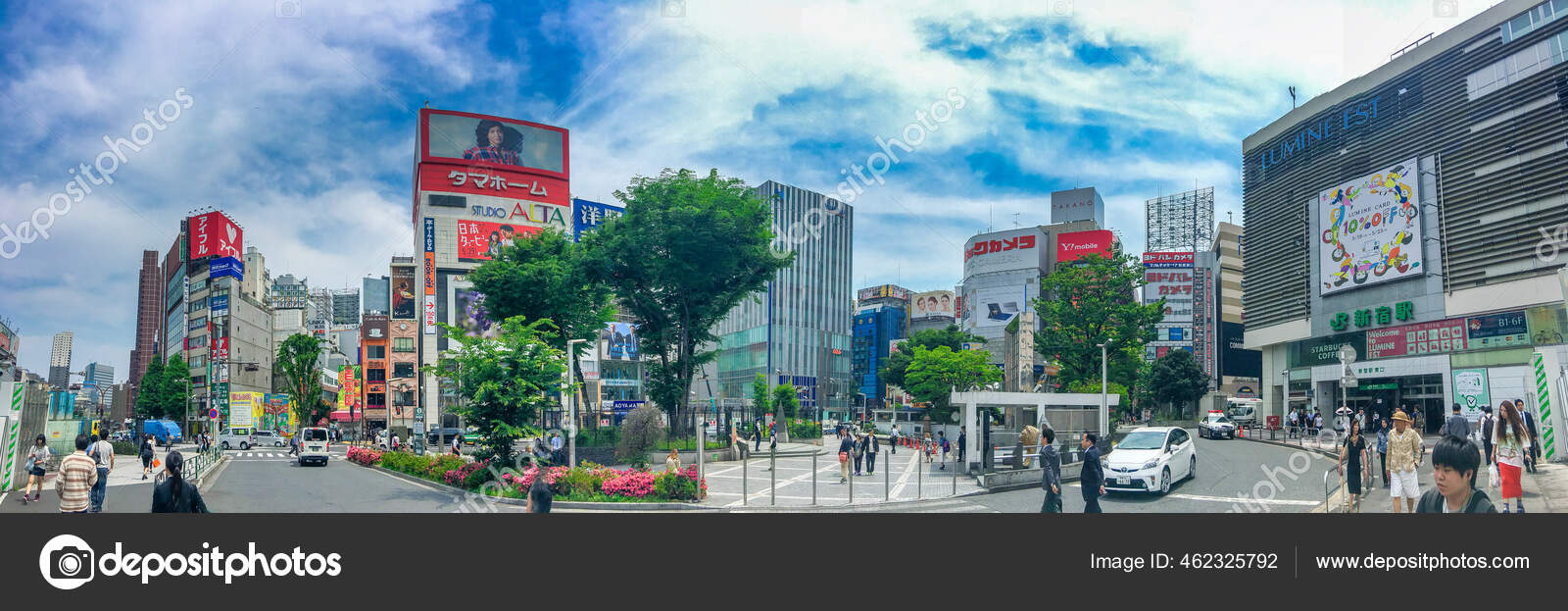 Tokio Japón Mayo 2016 Turistas Largo Las Calles Shinjuku Día — Foto ...