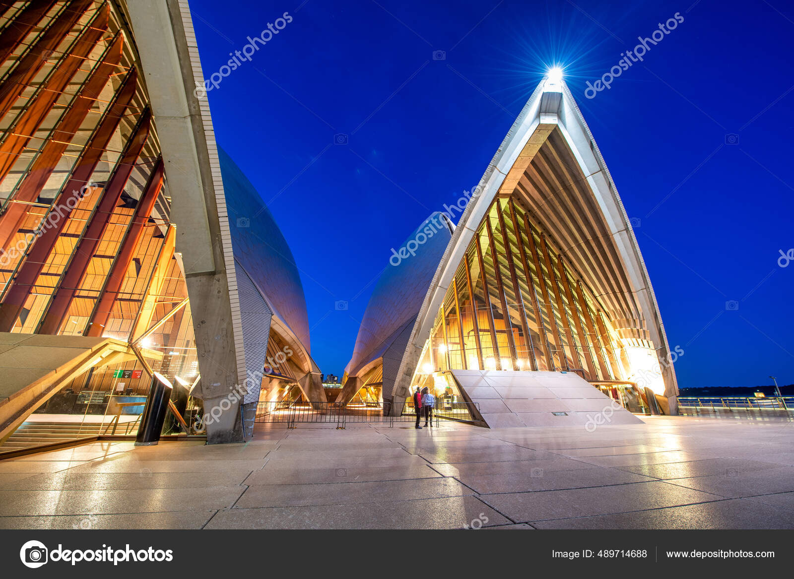 Sydney August 2018 Sydney Opera House Night It's Famous Tourist — Stock ...