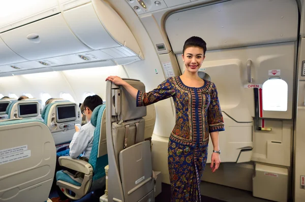 Singapore Airlines crew – Stock Editorial Photo © teamtime #107069690
