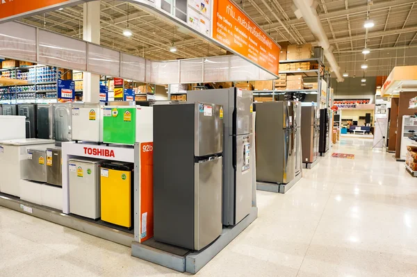 Inside of HomePro store – Stock Editorial Photo © teamtime #124873712