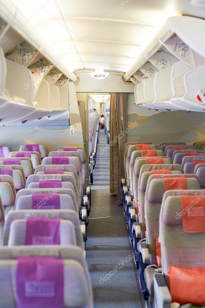 Emirates Airbus A380 – Stock Editorial Photo © teamtime #124848384