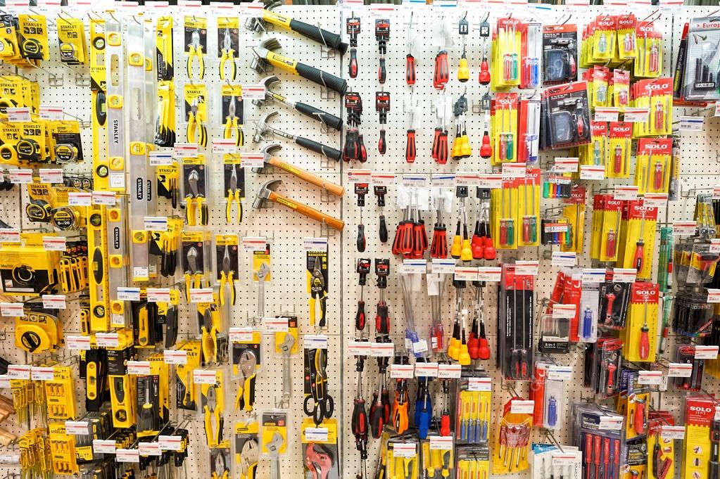 Inside of HomePro store – Stock Editorial Photo © teamtime #124867300