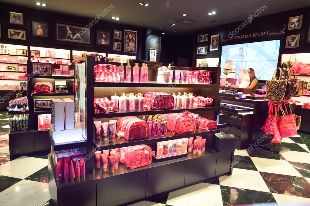 Victoria's Secret store interior – Stock Editorial Photo © teamtime ...