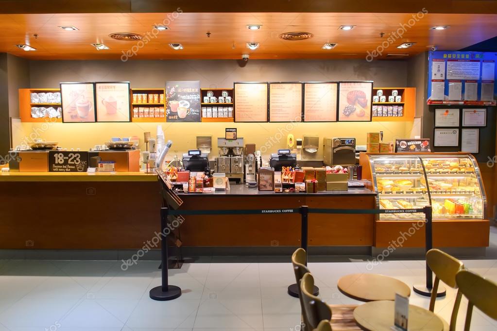 Starbucks Cafe at night — Stock Editorial Photo © teamtime #98825122