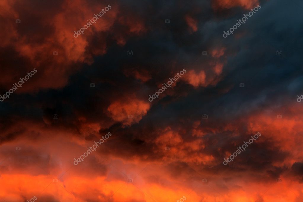 Dramatic Clouds Background — Stock Photo © sabphoto #92460336