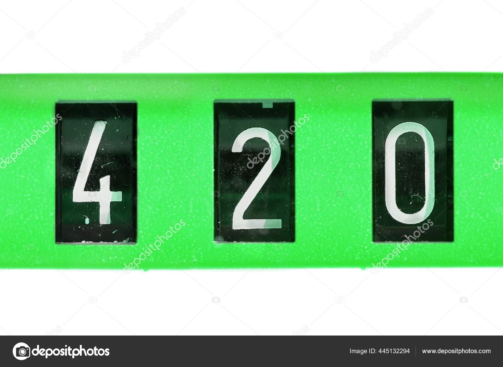 3 digit mechanical counter showing 420 — Stock Photo © Gudella #445132294