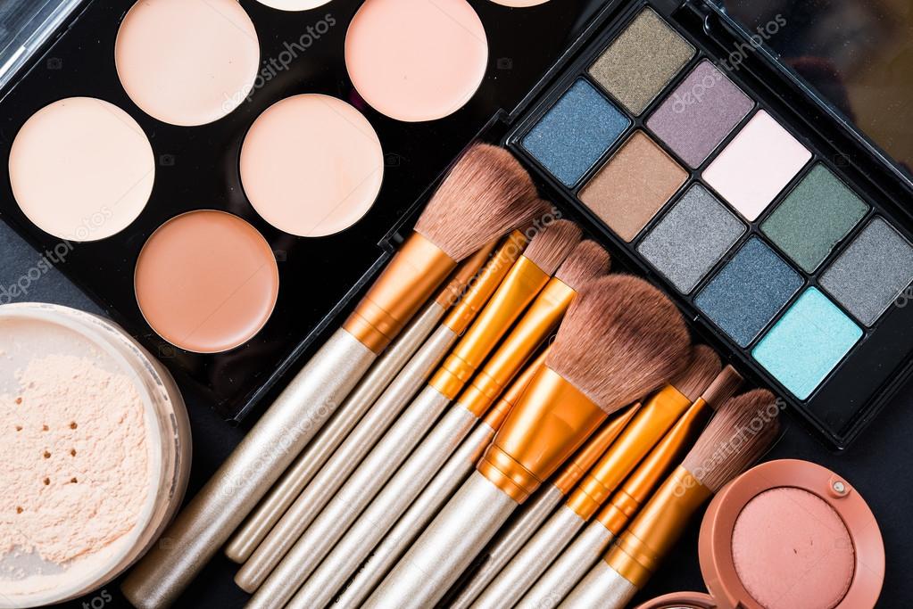 Professional makeup brushes and tools, make-up products set — Stock ...