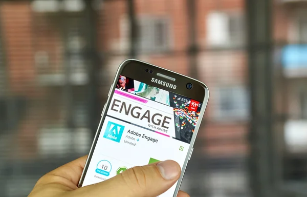 Samsung logo Stock Photos, Royalty Free Samsung logo Images ...