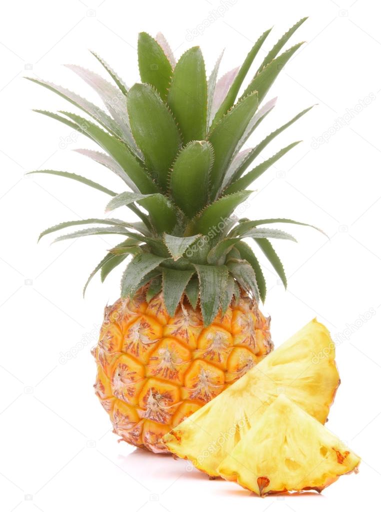 Fresh ripe pineapple Stock Photo by ©natika 121719128