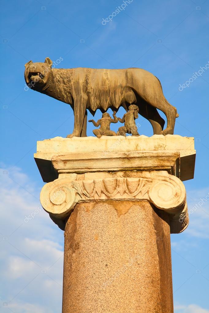 Mother-wolf feeding Romulus and Remus — Stock Photo © swisshippo #57887427