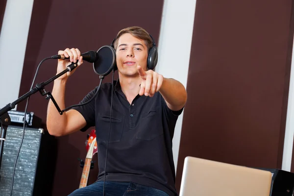 Male vocalist Stock Photos, Royalty Free Male vocalist Images ...