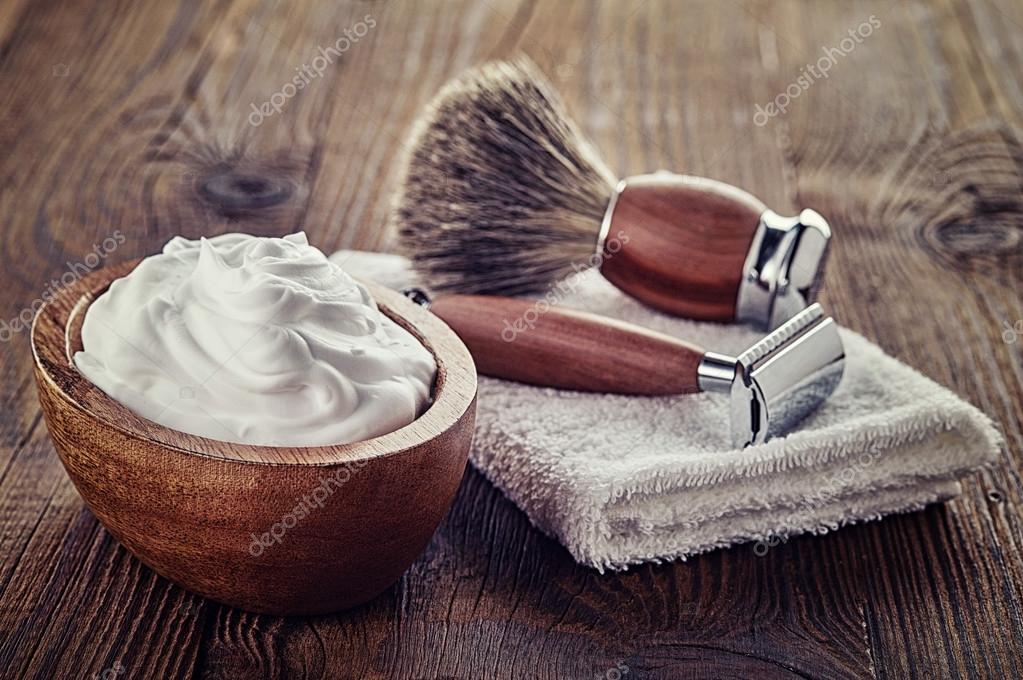 Wooden shaving accessories Stock Photo by ©baibaz 95273024