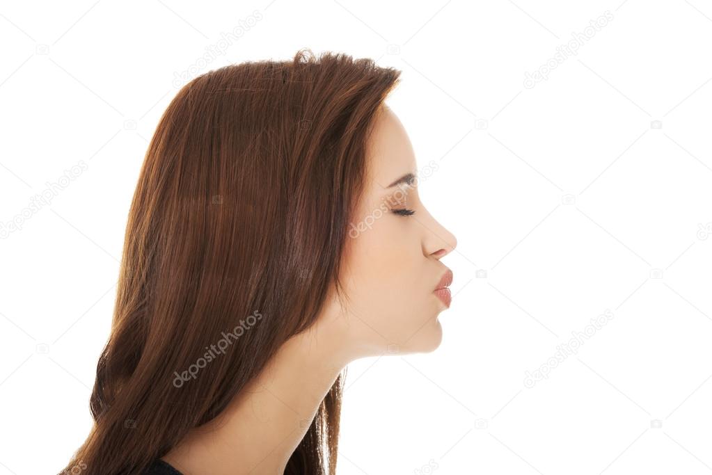 mujer dando beso — Foto de stock © piotr_marcinski #63278021 mujer dando beso — Foto de stock © piotr_marcinski #63278021