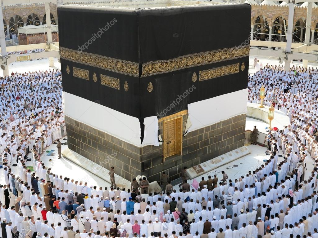 Kaaba la Sainte mosquée de La Mecque — Photo éditoriale par ©zurijeta ...