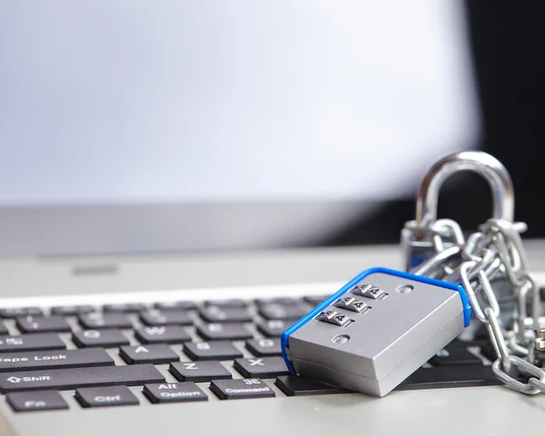 Computador bloqueado Stock Photos, Royalty Free Computador bloqueado ...