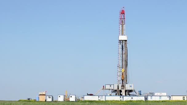 Oil rig platform Stock Photo by ©DarioStudios 15875071