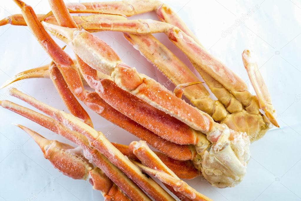 Crab claws in a box Stock Photo by ©Alex.S. 93430400