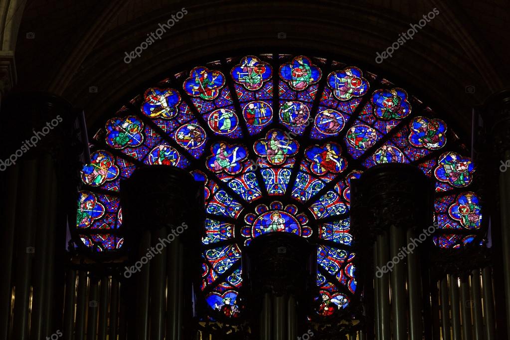 Organ and West rose window inside the Notre Dame Cathedral, — Stock ...