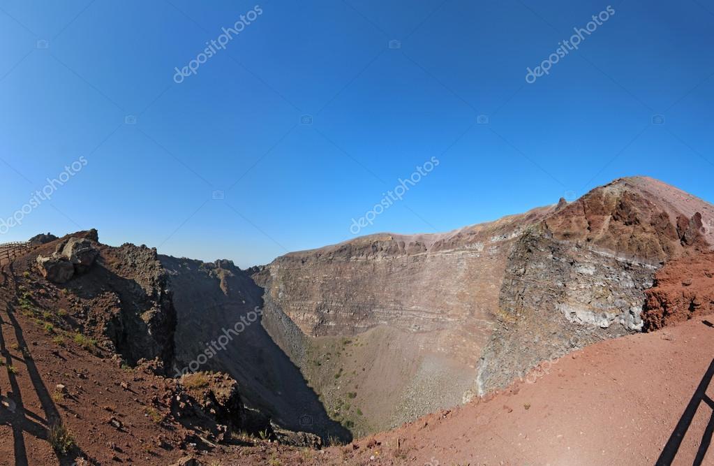 The crater of Mount Vesuvius near Naples, Italy Stock Photo by ...