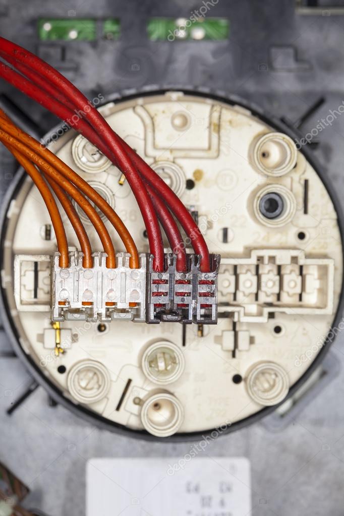 Wire circuits controller washing machine repair Stock Photo by ...