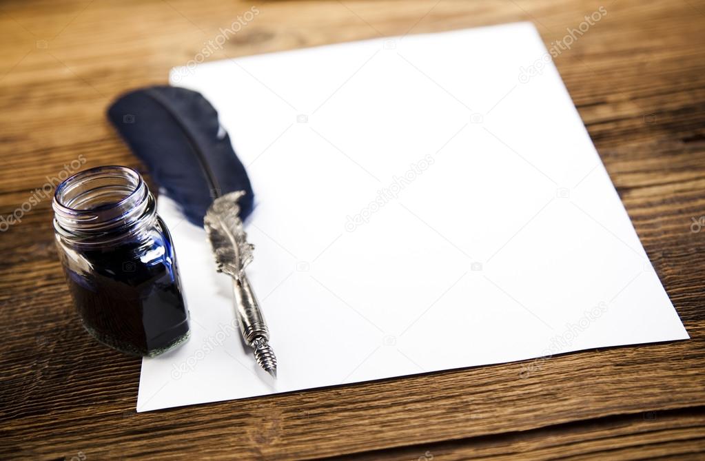 Imágenes: una pluma y un papel | papel, pluma pluma y tinta — Foto de ...