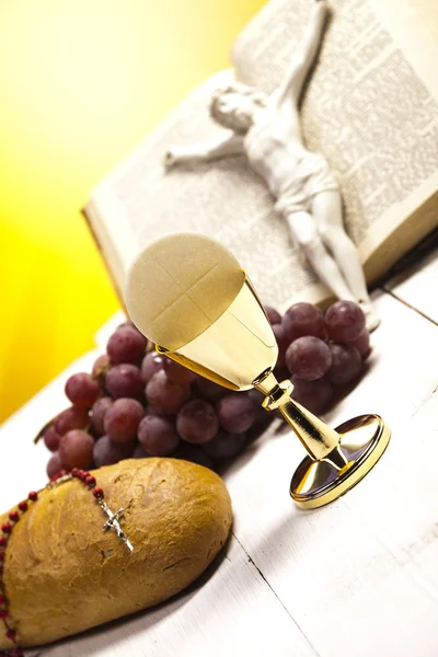 Holy communion bread and grapes — Stock Photo © yeti88 #60281705