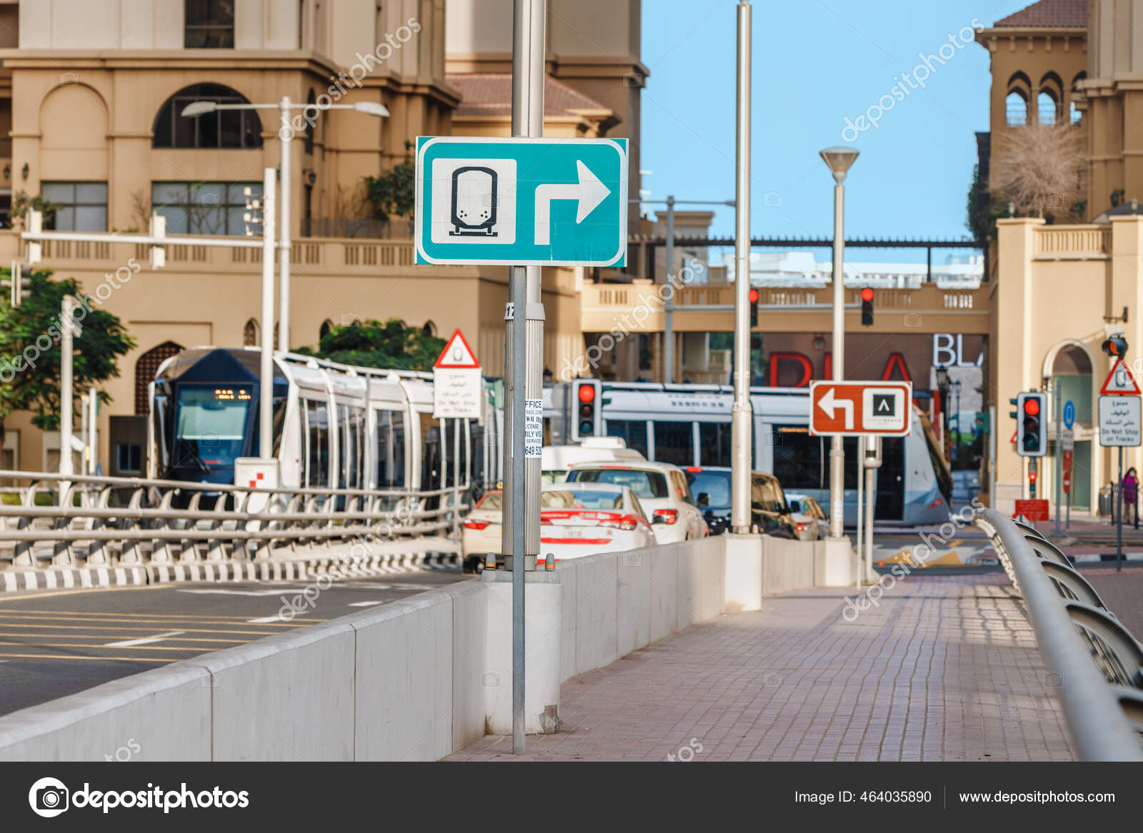 February 2021 Dubai Uae Tram Line Runs Perimeter Dubai Marina – Stock ...