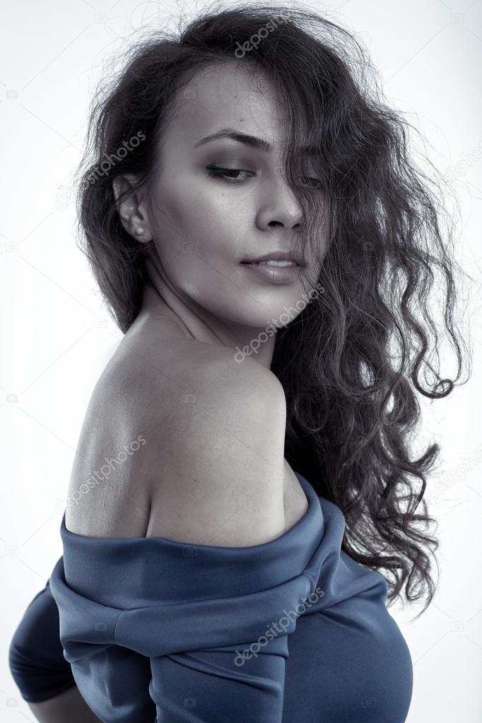 Beautiful hispanic model posing — Stock Photo © Xalanx #106094670