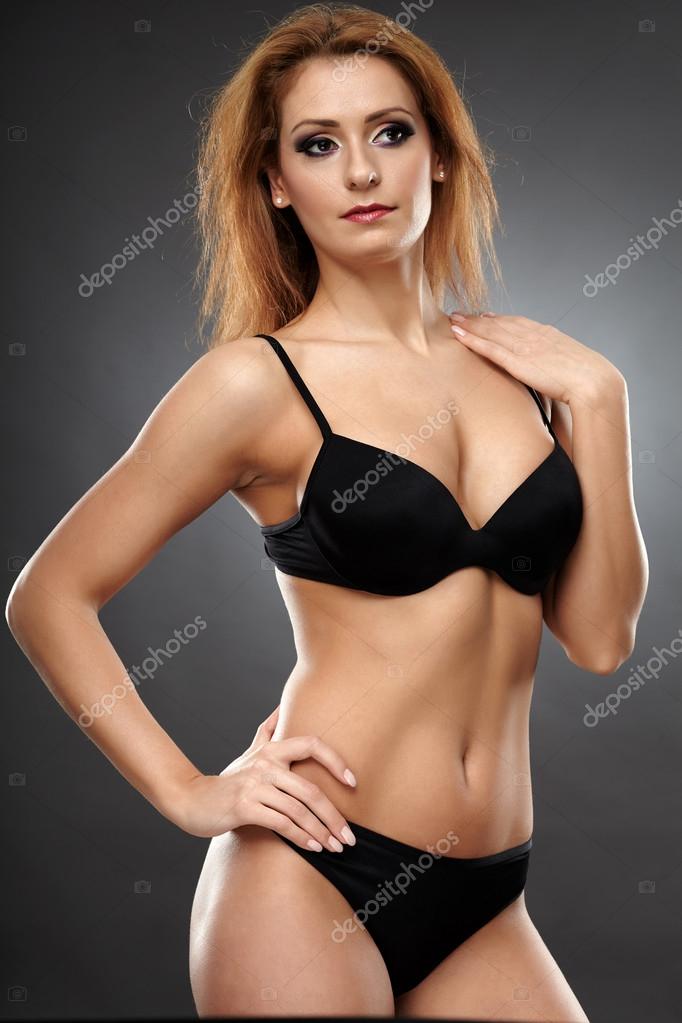 Sexig Kvinna I Svarta Underkläder — Stockfotografi © Xalanx 68067401