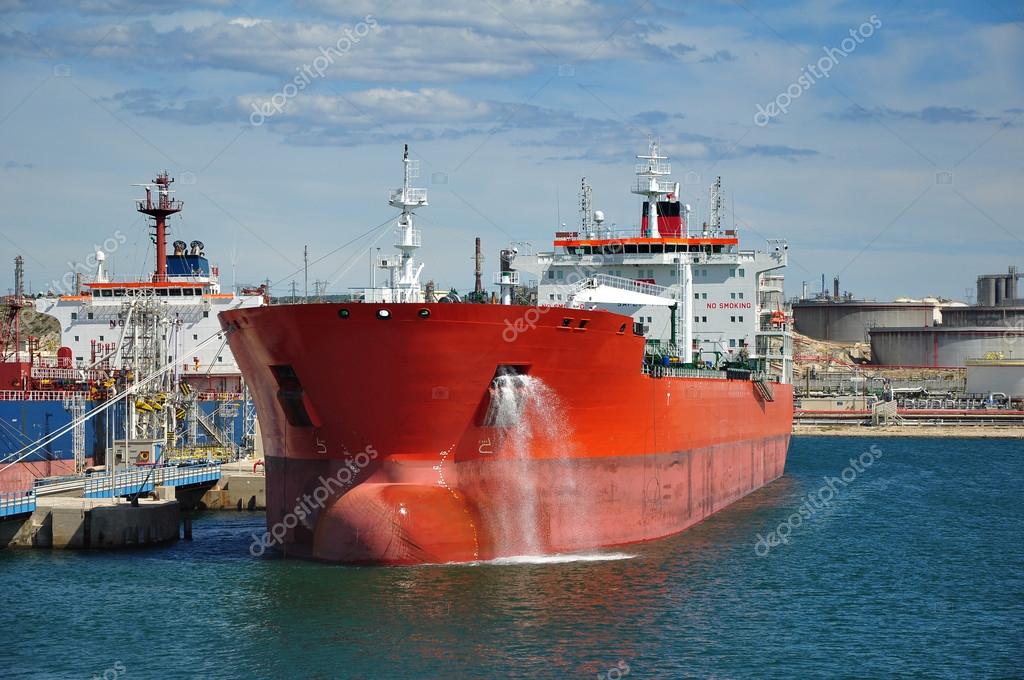 Crude oil tanker is loading in the port — Stock Photo © karelstudio ...