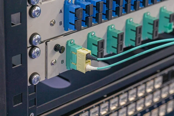 Multiplex switches fotos de stock, imágenes de Multiplex switches sin ...