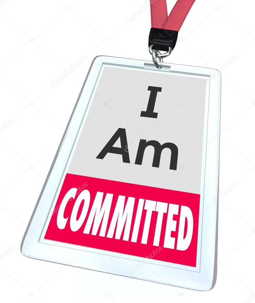 Soy palabras comprometidas en una insignia de nombre de empleado 2024